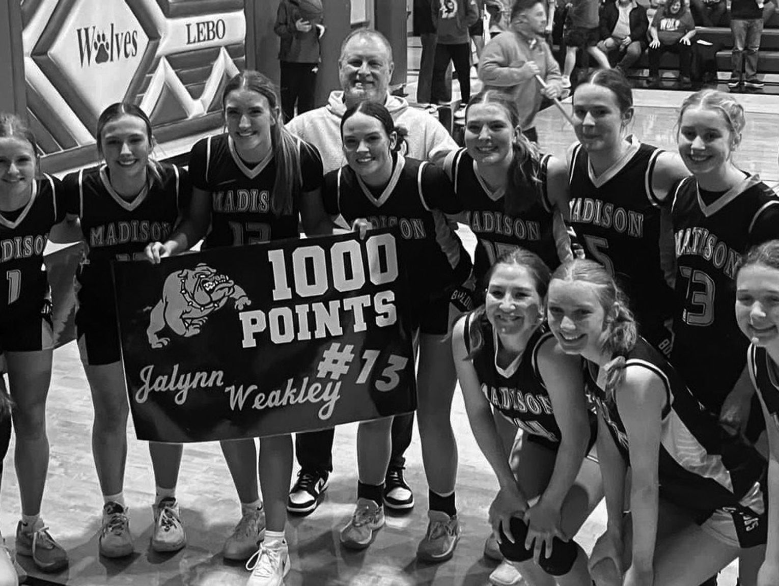 Madison Bulldogs Split With Lebo Wolves